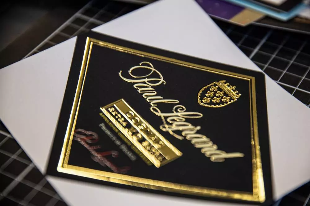 elitedesigner | KONICA MINOLTA