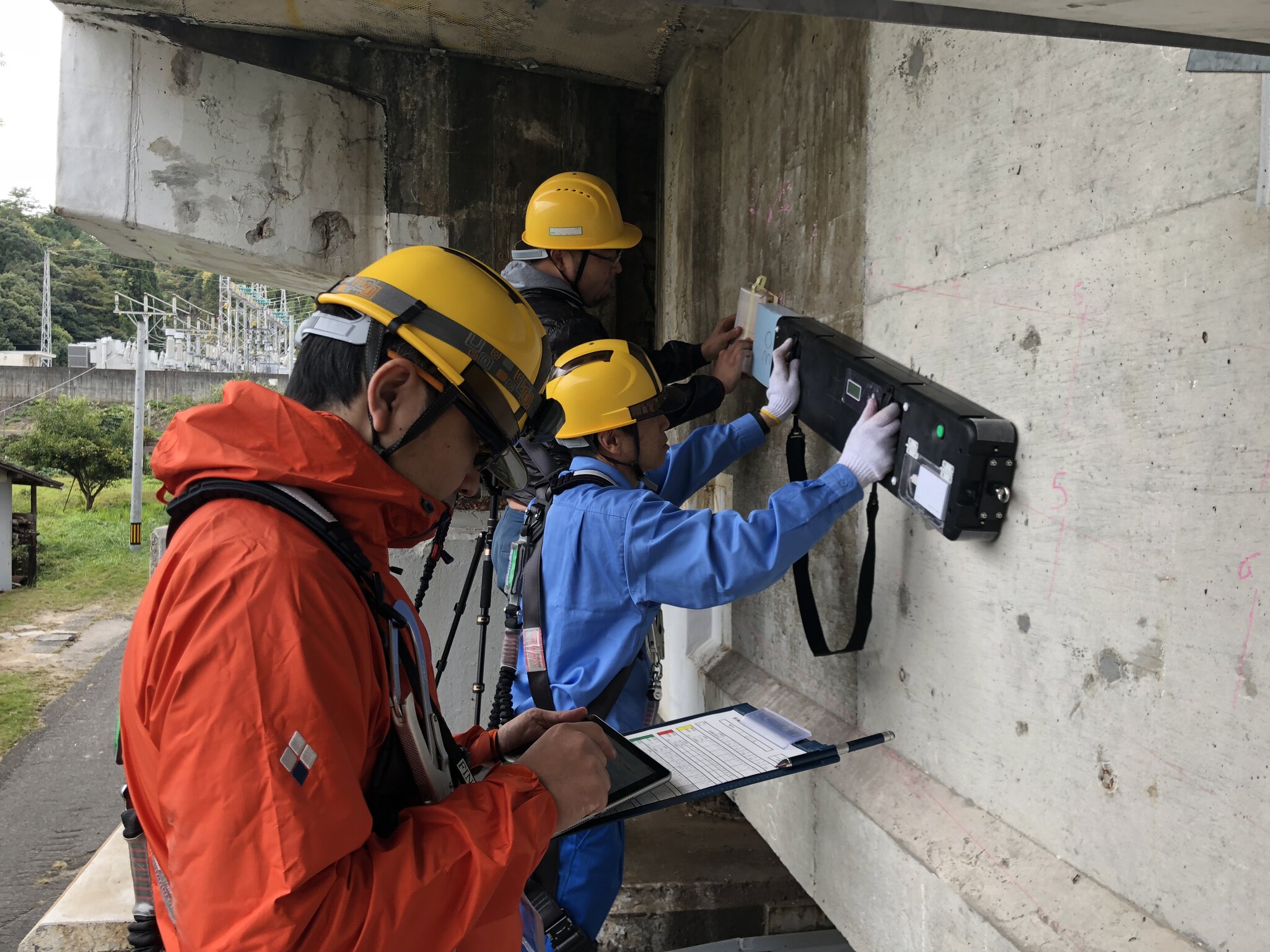 Ensuring infrastructure is safe: AI supported non-destructive ...