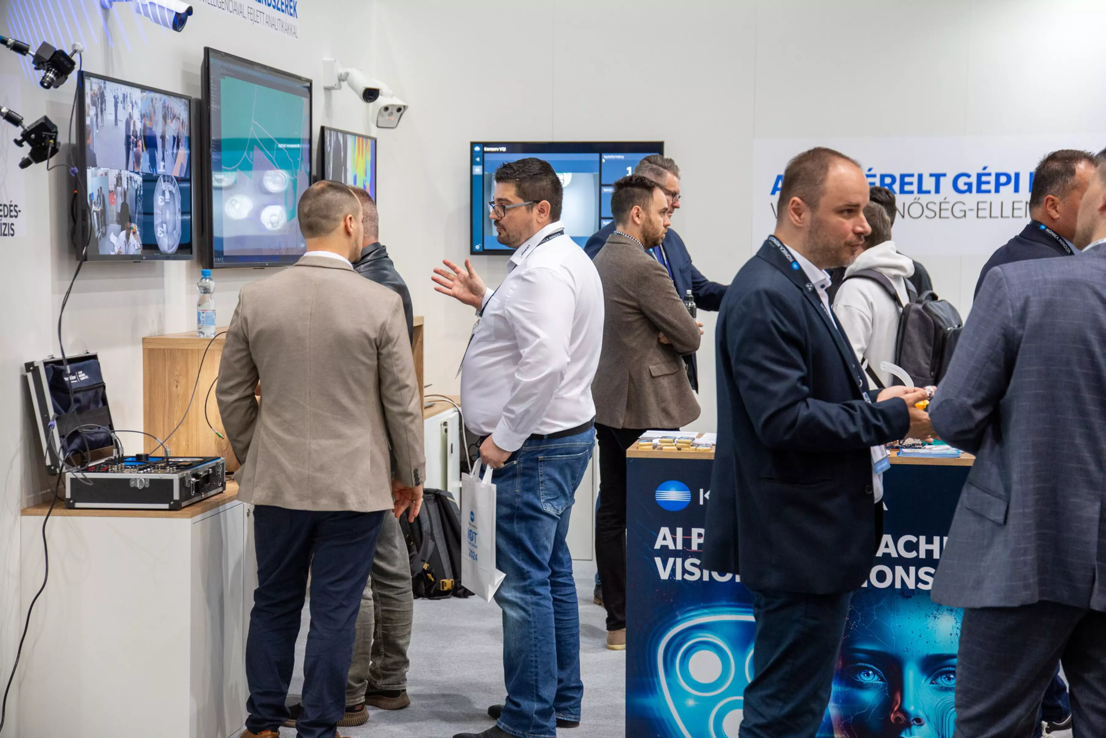 MI vezérelt gépi látás megoldásunkkal és a FORXAI Mirror debütálásával ...